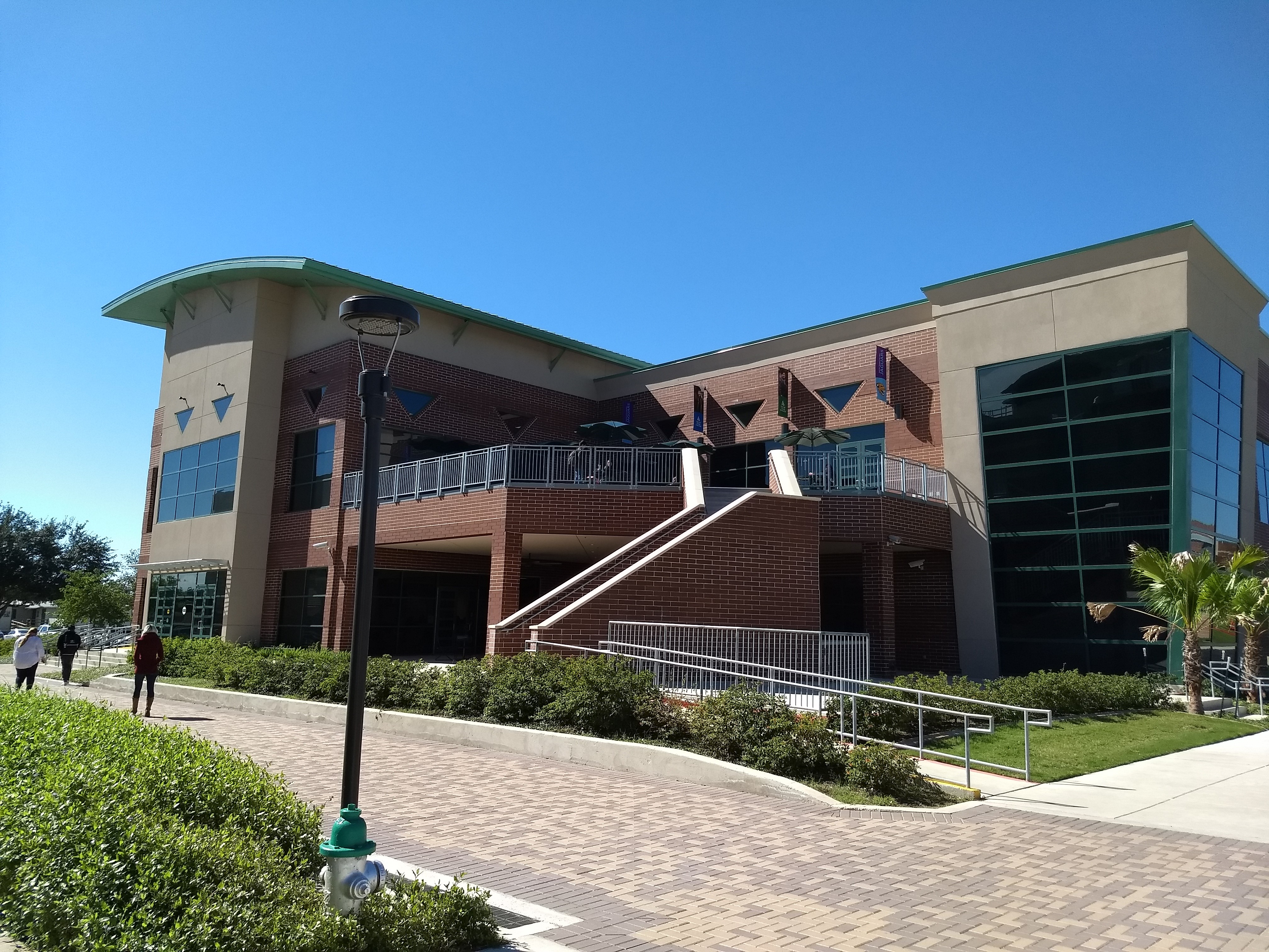 Colleges in McAllen, Texas and Colleges near McAllen